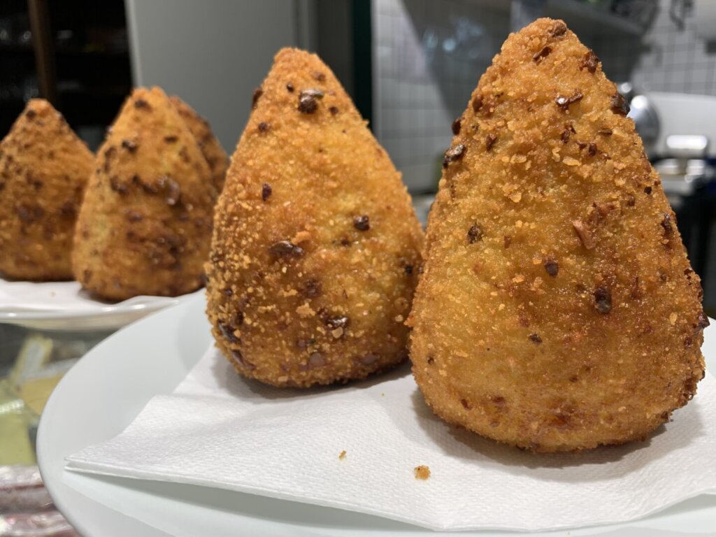 Best Arancini in Palermo - Streaty